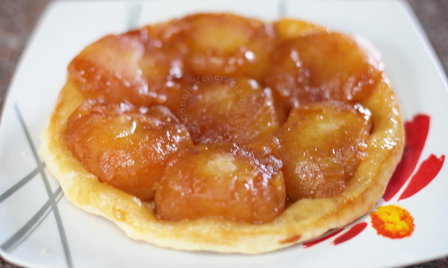 Tarte Tatin (upside-down apple tart)