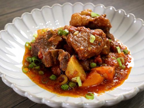 Spicy beef kaldereta