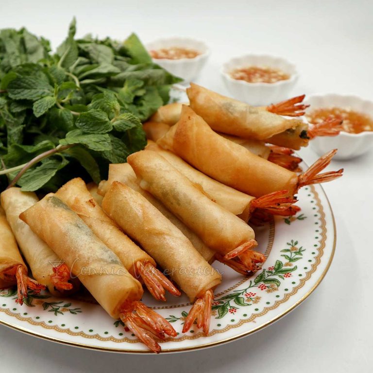 Shrimp spring rolls