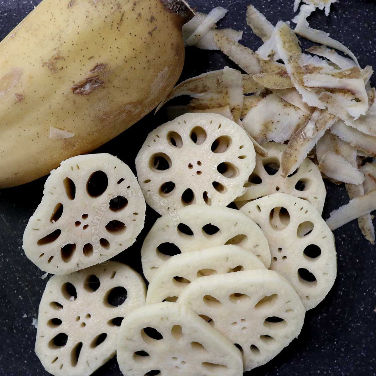 Crispy stuffed lotus root (renkon hasami-age)