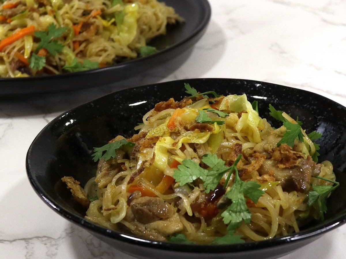 Chicksilog (fried chicken, rice and egg)