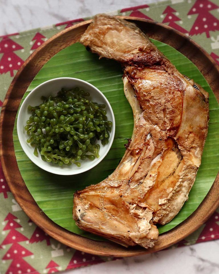 Grilled fish collar (inihaw na panga ng tuna)