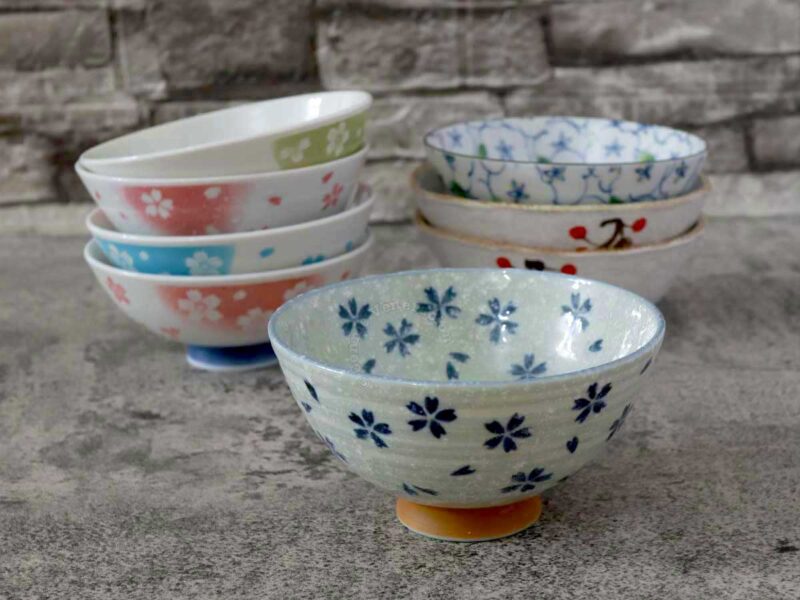 Why do Japanese bowls come in different sizes?