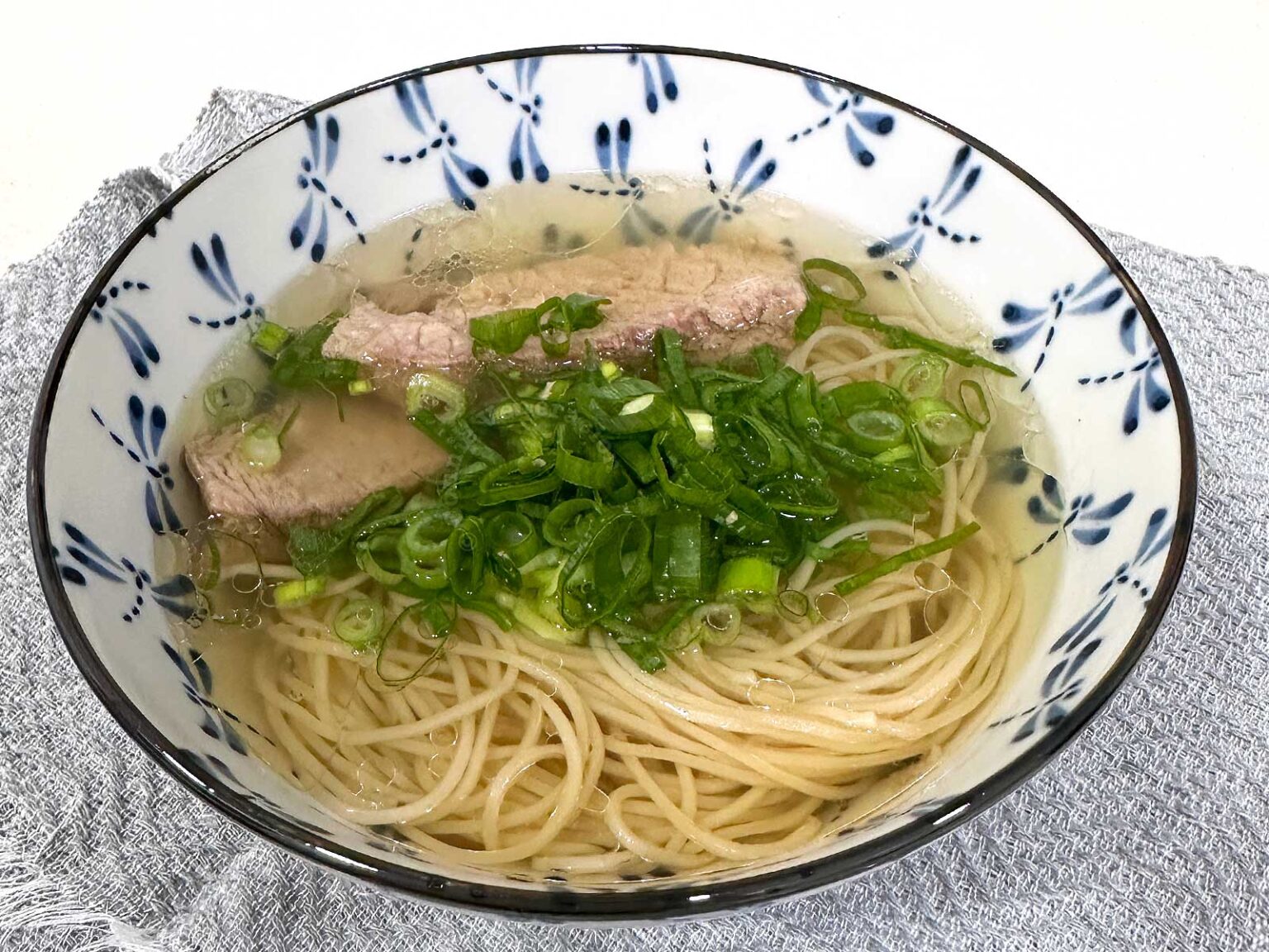 Guide to ramen broth: shio, shoyu, miso and tonkotsu